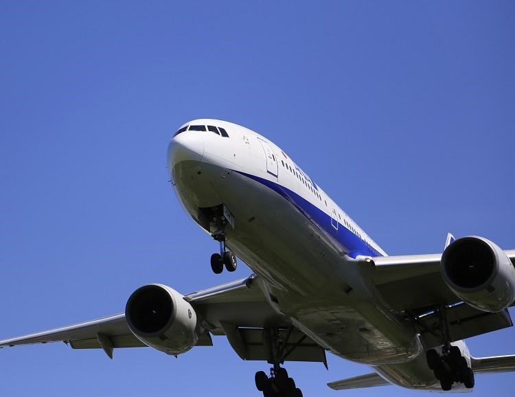 Flugverkehr erholt sich stetig, aber Vorkrisenniveau noch in weiter Ferne